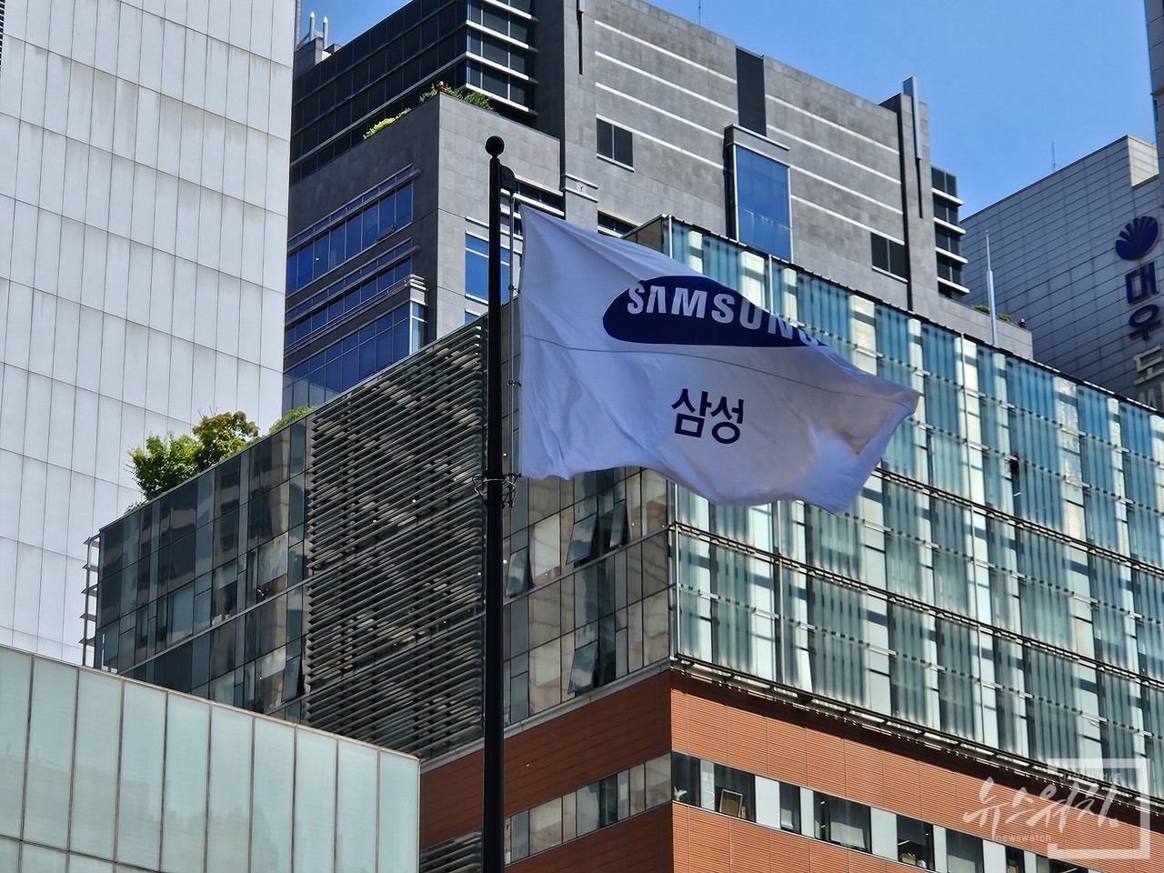[초점] 삼성전자 노조, DS·DX '균열'…총파업은 예정대로 간다